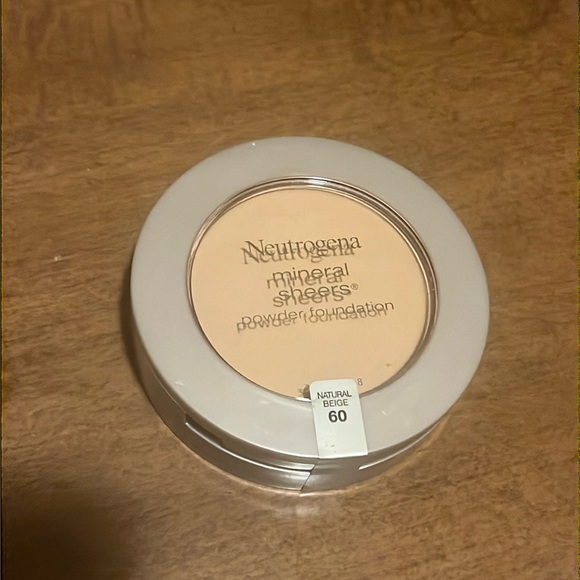 Neutrogena | Makeup | Neutrogena Mineral Sheers Powder Foundation ...